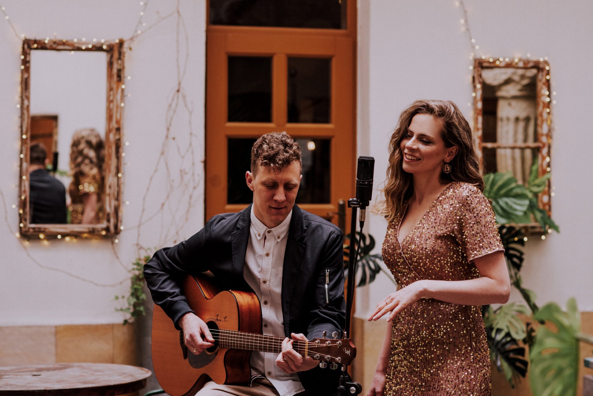 Golden Harmony – Golden Harmony – Oprawa Muzyczna